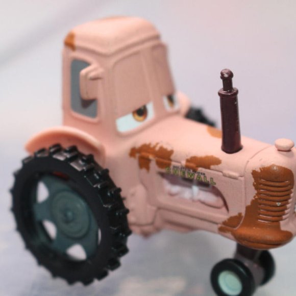 Disney | Other | Disney Pixar Diecast Cars Radiator Springs Cow Farm ...